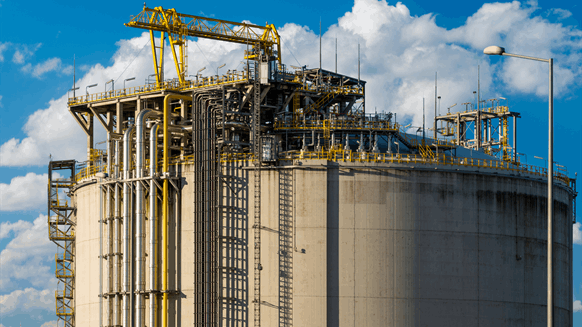 Eni Secures LNG Offtake Deals for Indonesia Projects | Rigzone