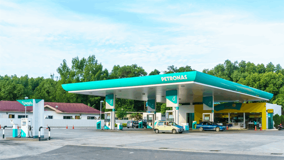Petronas Signs Vehicle Fluids Deal with Mahindra | Rigzone