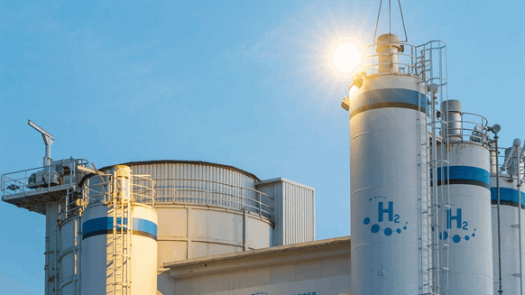 Uniper, thyssenkrupp Uhde Partner for Six Ammonia Plants | Rigzone
